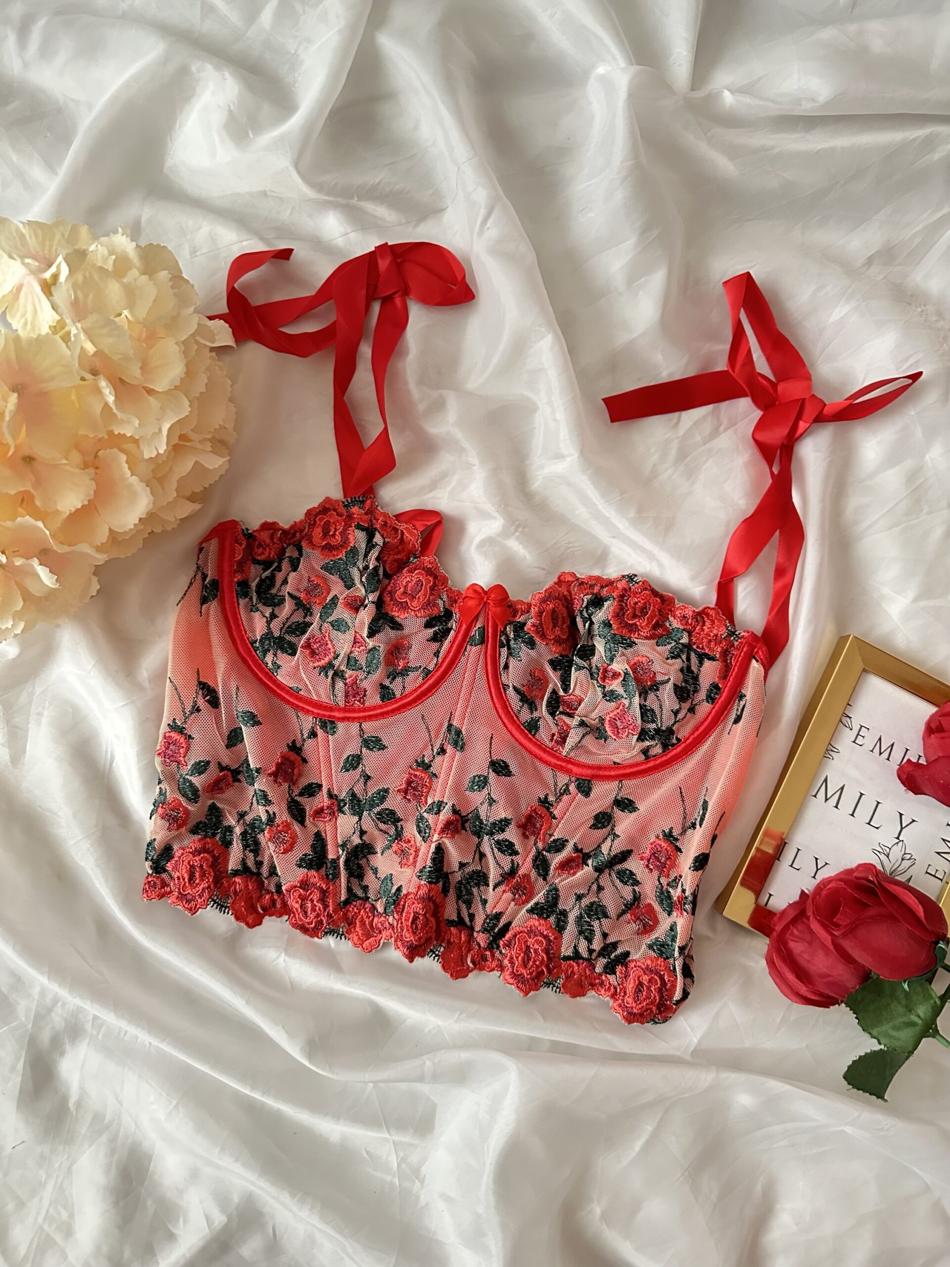 Bustier rojo con flores – Lencería, Ropa Interior y Accesorios en México
